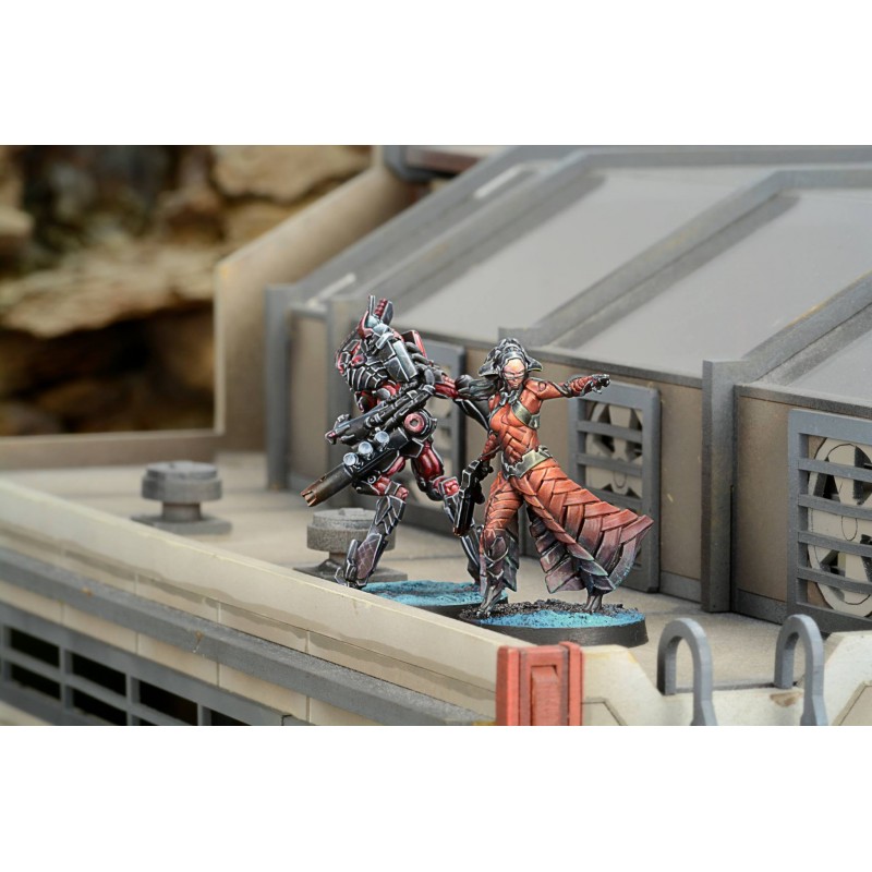 Infinity the Game - Bit & Kiss (Hacker)